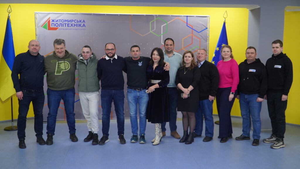 Інноваційна співпраця для психологічної підтримки ветеранів у ...